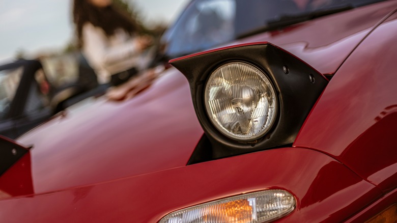 These Are Our Favorite NA Miata Pop-Up Headlight Mods