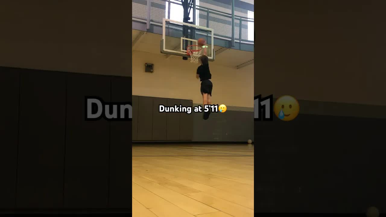(358) basketball dunking challenge: 5'11 vs 6'0 on 13ft rim!