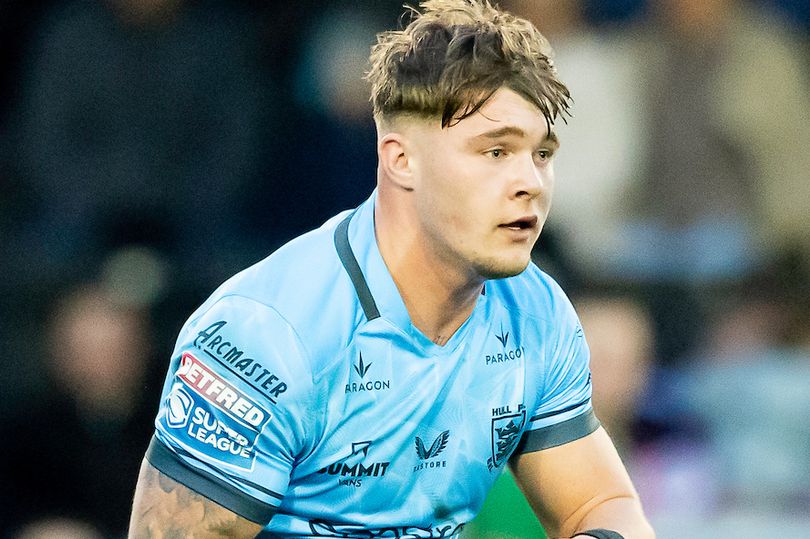 Hull FC's Denive Balmforth hails 'tight-knit' bond with bus buddy