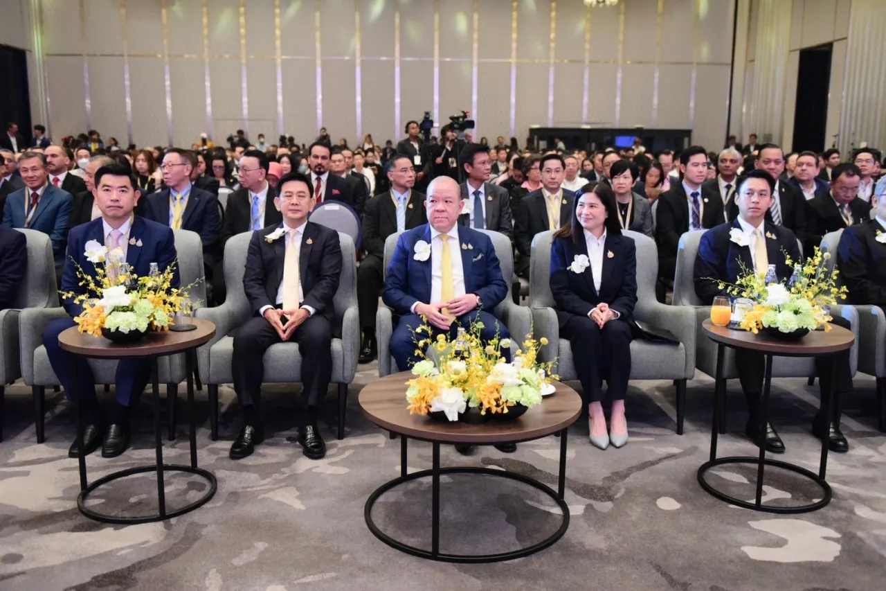 พาณิชย์ จัดงาน TRC 2025 ดันข้าวไทยสู่ตลาดโลก ตั้งเป้ายอดขายทะลุ 7.5 ล้านตัน