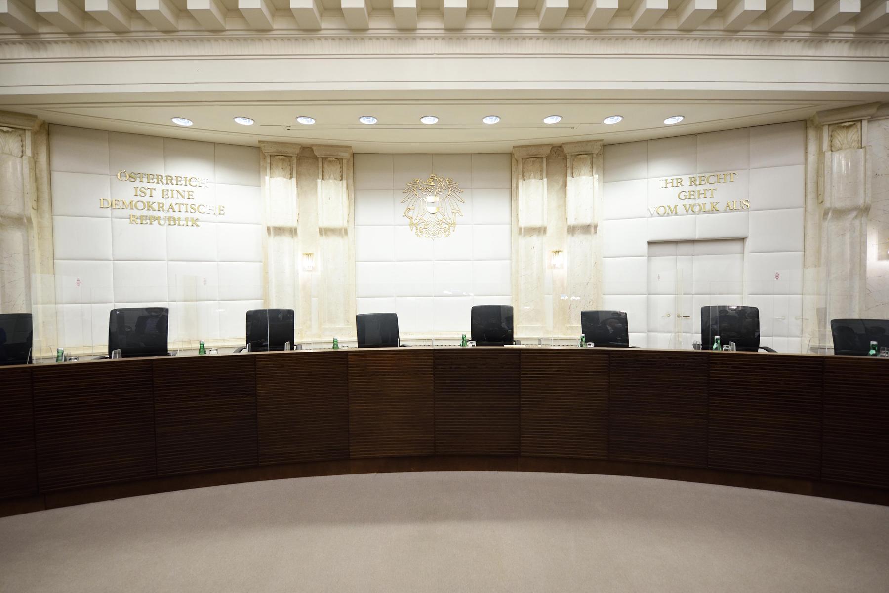 FPÖ bringt Neuregelung für Politiker-Accounts vor VfGH