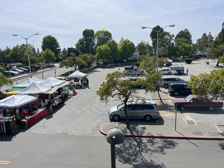 Berkeley Flea Market vendors warned the market could close by end of June