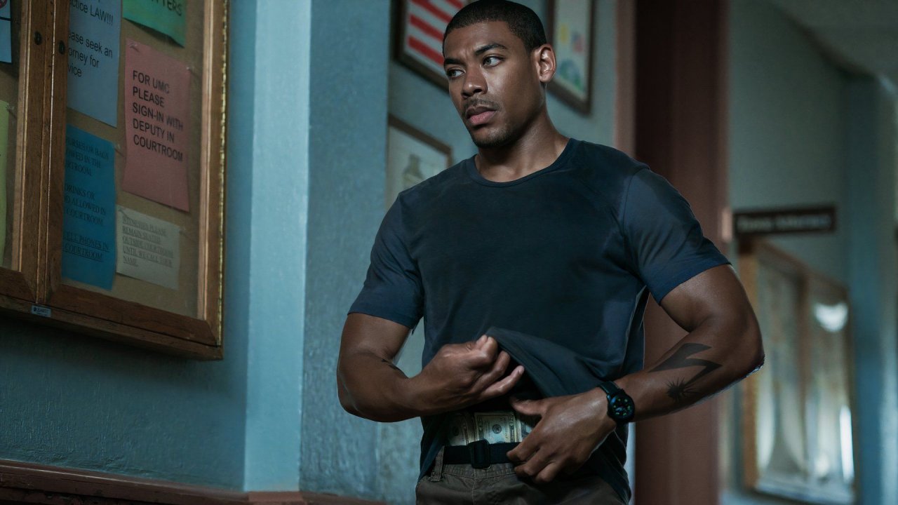 Lanterns, ecco Aaron Pierre nei panni della Lanterna Verde John Stewart ...