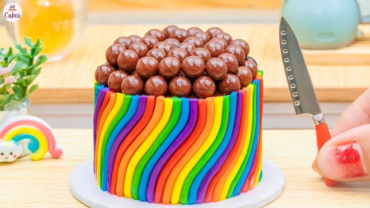 Tiny Rainbow KitKat Cake 1000+ Miniature Rainbow Cake Recipe Best Of Rainbow Cake Ideas