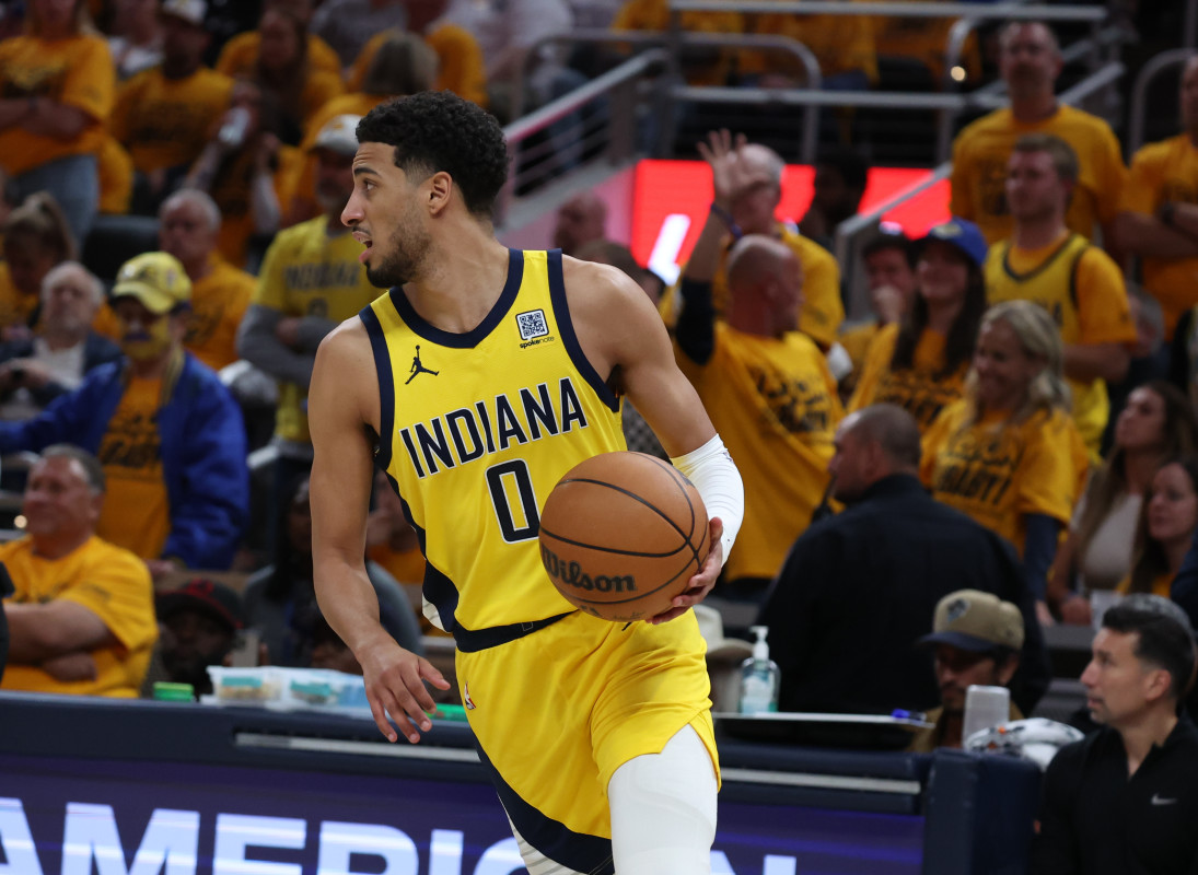 Indiana Pacers Choke Away 20-Point Lead to New York Knicks