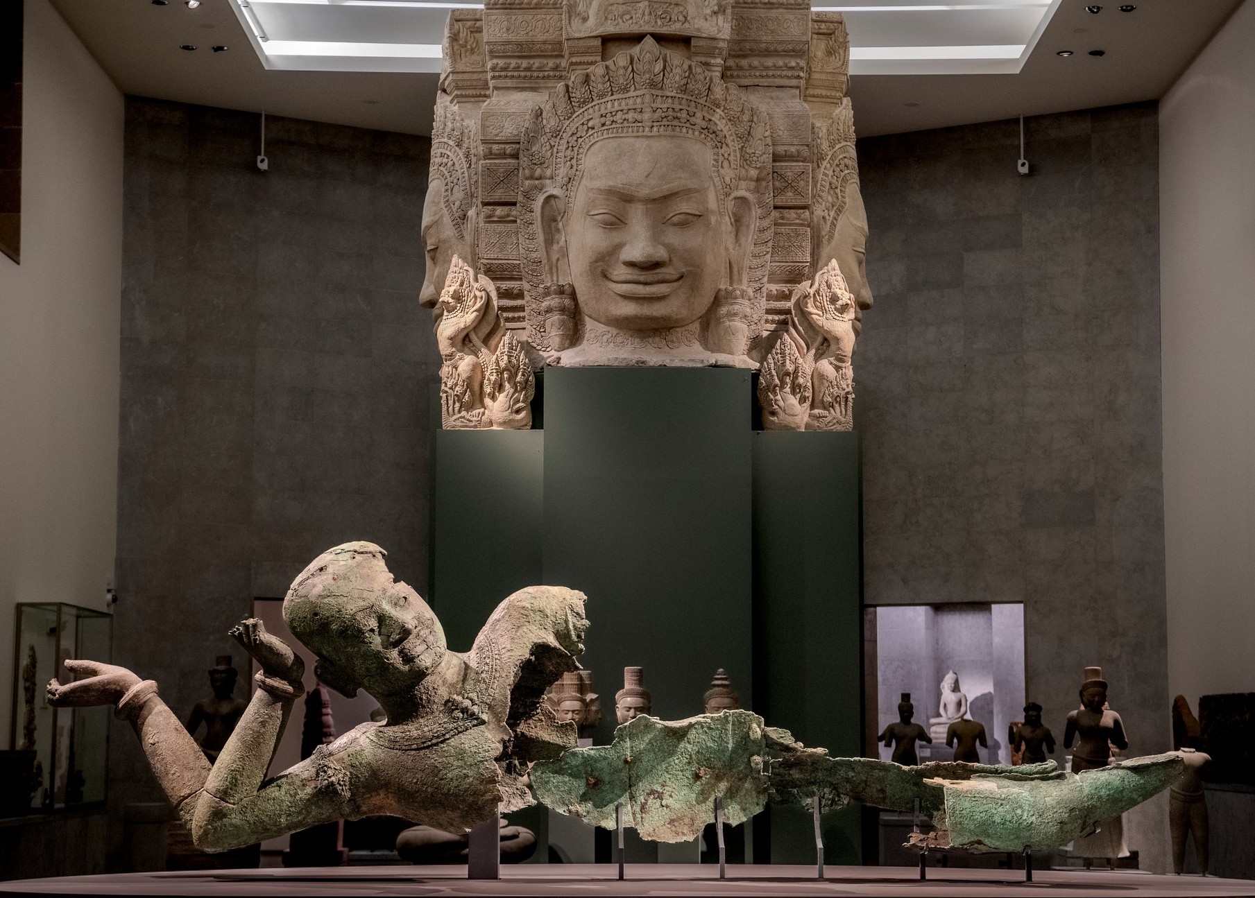 Paris. La Joconde du Cambodge est exposée au musée Guimet jusqu’au 8 ...
