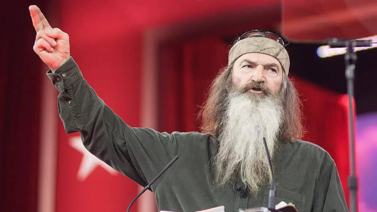 Phil Robertson dies at 79: What was the Duck Dynasty star's net worth ...