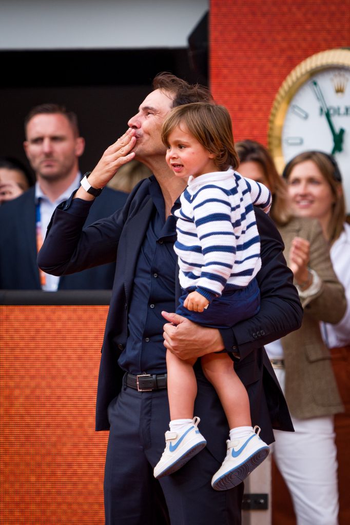 Rafa Nadal enjoys family ski trip with his 3-year-old son - see rare ...