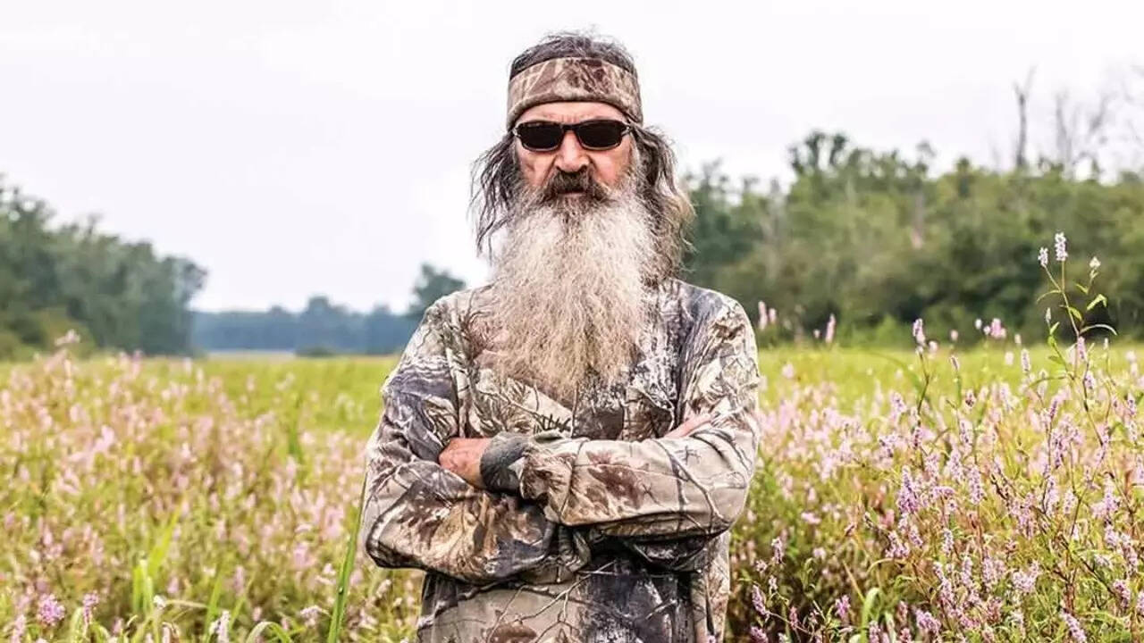Phil Robertson dies at 79: What was the Duck Dynasty star's net worth ...