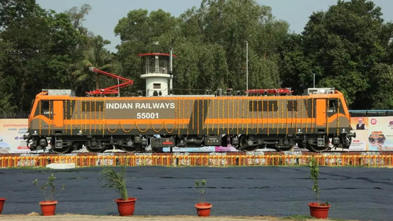 Indian Railways' first 9,000 HP electric locomotive engine inaugurated by PM Modi; unveils Dahod ...