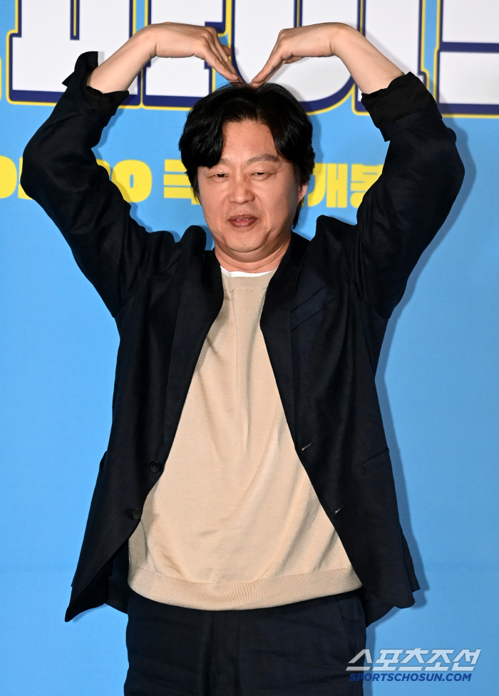 Kim Heewon, full of love