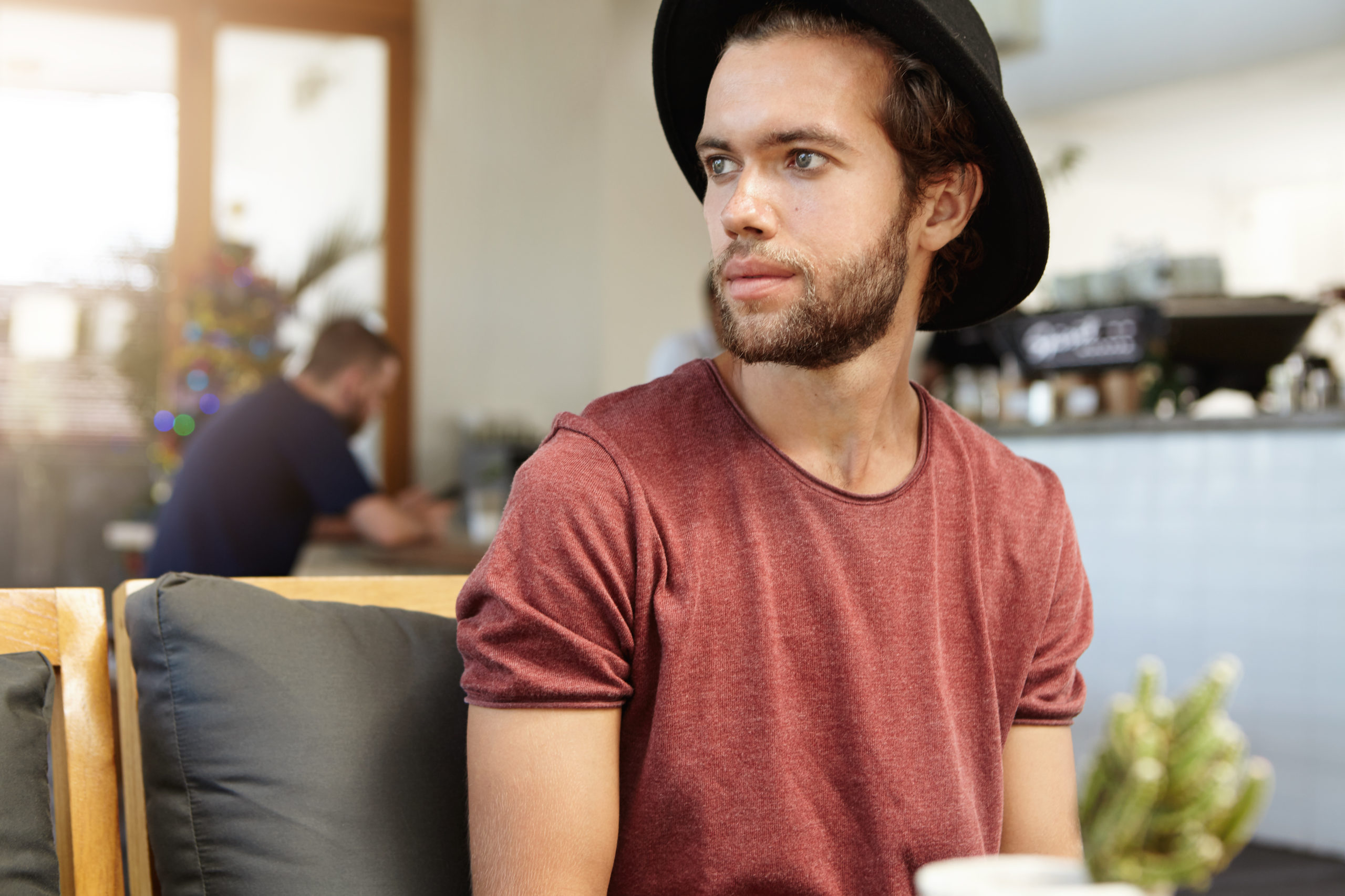 Άνδρας που πάλεψε με τον καρκίνο του παχέος εντέρου αποκαλύπτει: «Αυτά ...