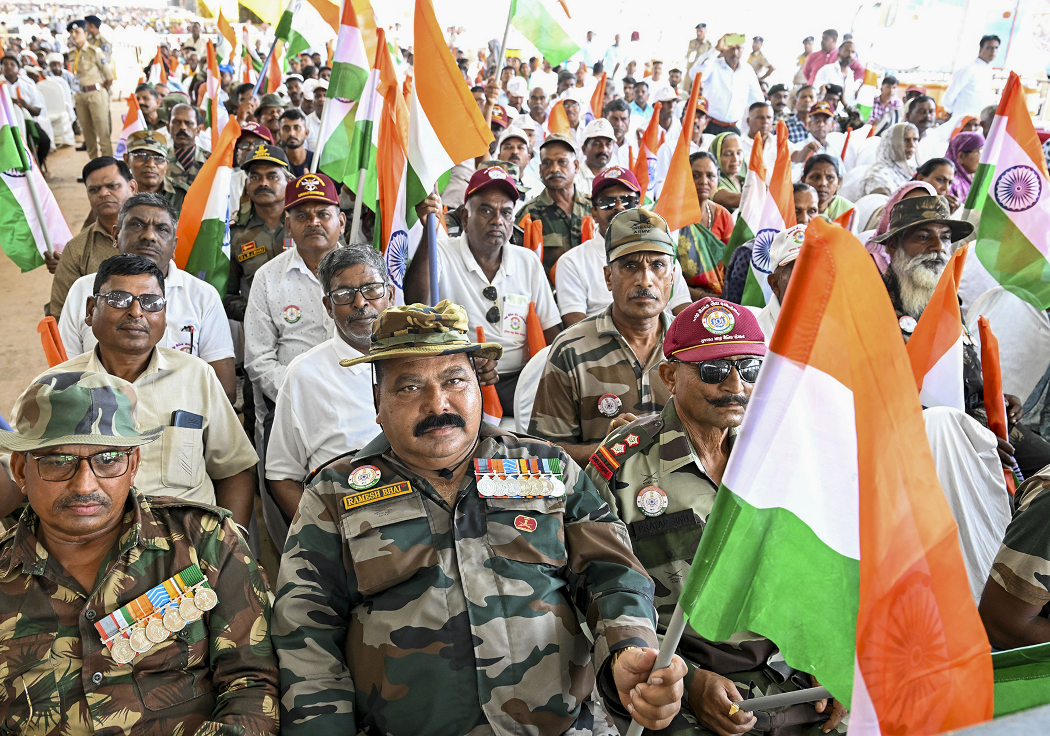 PM Modi slams Pakistan, advocates 'Make in India' at Gujarat rally