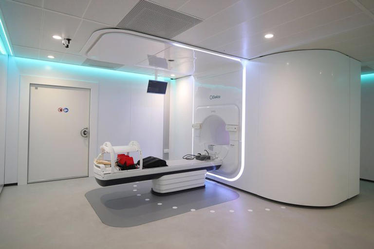Lancashire hospital to receive state-of-the-art cancer treatment machine