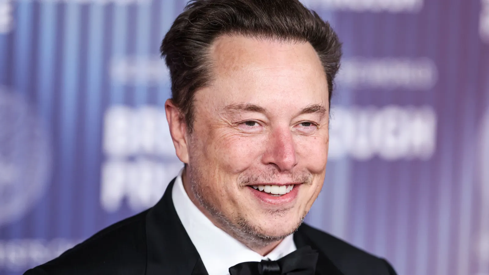 Elon Musk Sends a Wake-Up Call to Tesla Shareholders