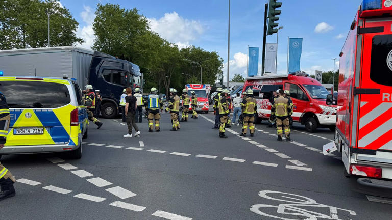 Essen: Tödlicher Unfall in Kray – Radfahrer von Lkw erfasst
