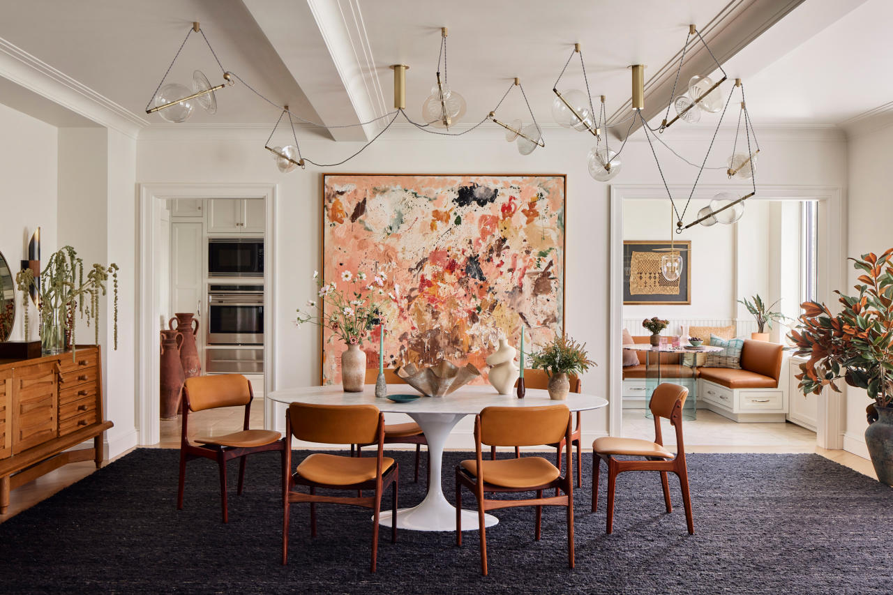 In New York, a $370,000 Renovation Gave an Awkward Living Space Better Flow