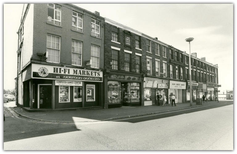 19 incredible scenes that capture life in Preston in the decade of the ...