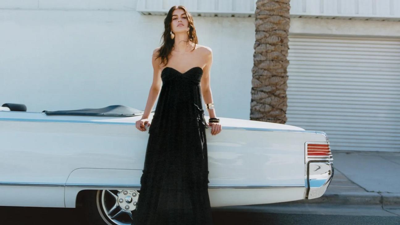 Η νέα καμπάνια της Κάια Γκέρμπερ για διάσημο high street brand με ...