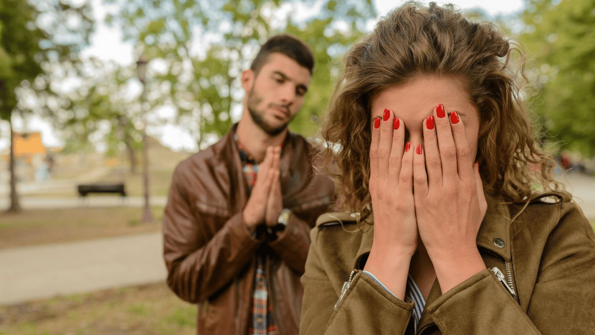 Whisper Warnings: 5 Subtle Red Flags in Relationships That Demand Attention