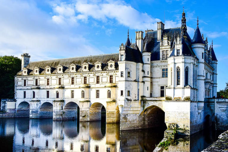 21 romantic things to do in Paris that go way beyond the Eiffel Tower