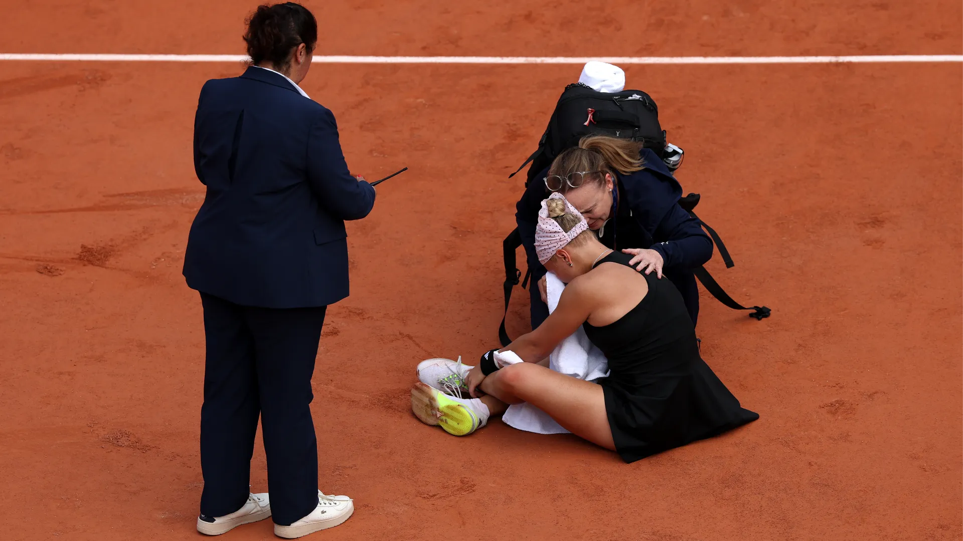 Eerst de grote schrik, vervolgens de wending: foto's van de kampioene