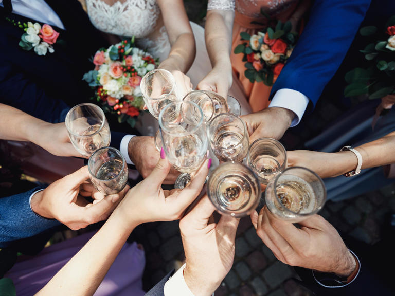 My friend is getting married on a Thursday. A bunch of guests are ...