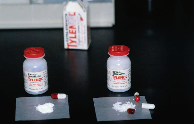 The True Story Behind Cold Case: The Tylenol Murders