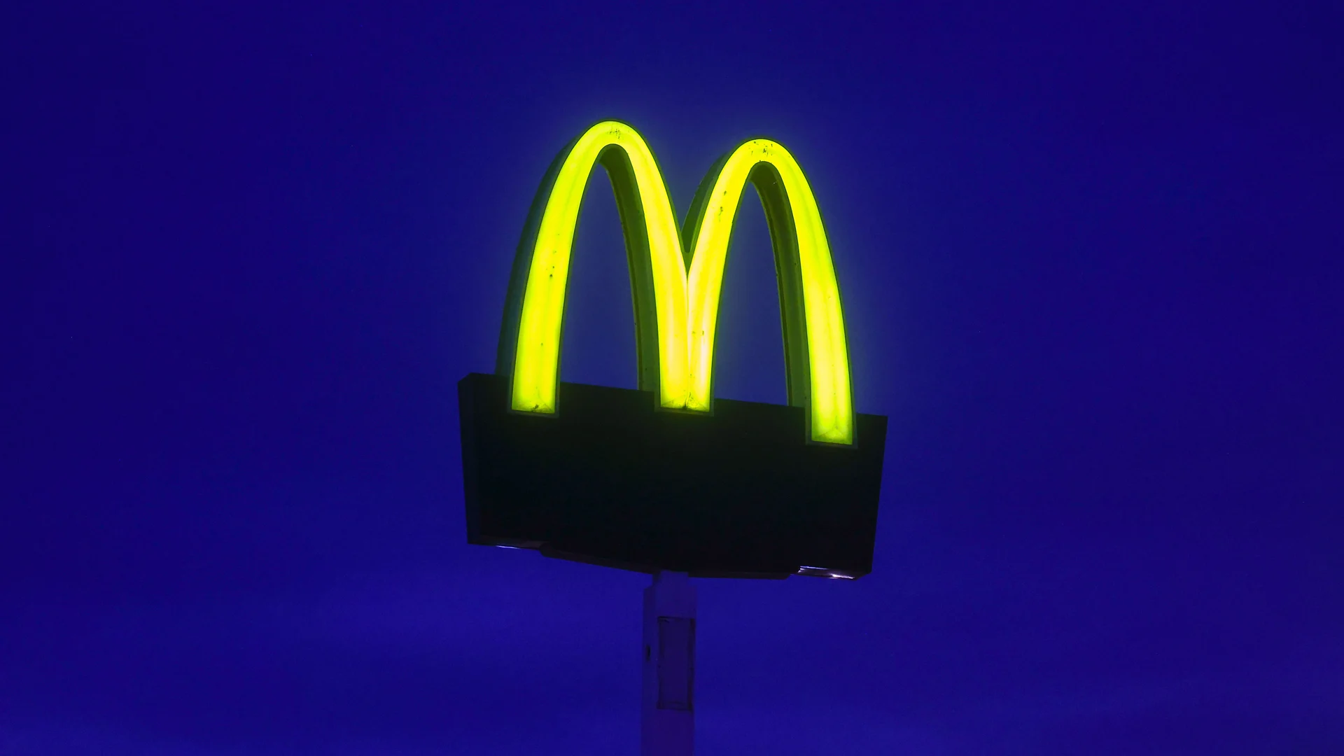 After 9 Long Years, McDonald’s Made a Big Announcement. We’ll Finally ...