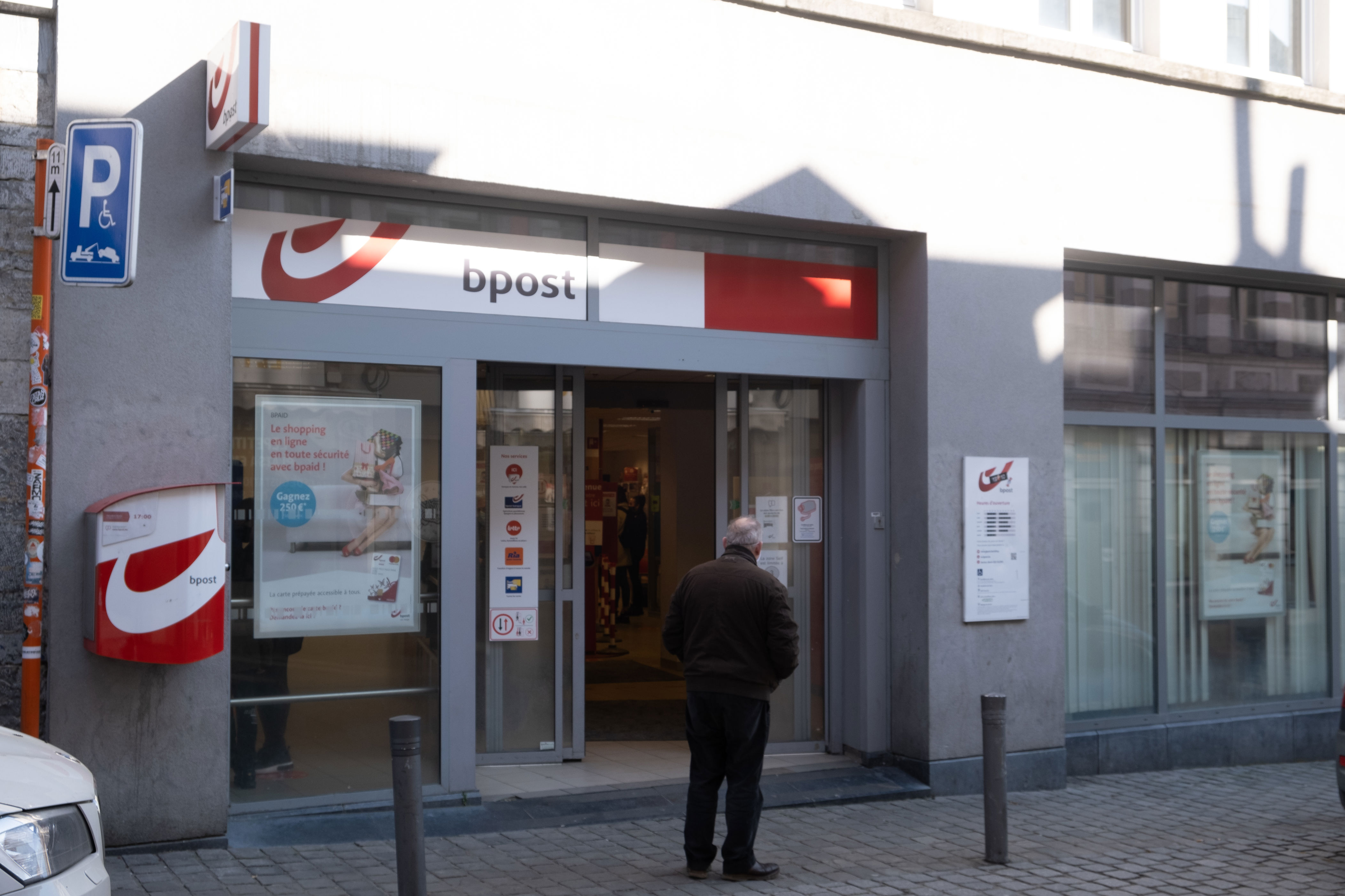 Bpost propose des services télécoms dans des bureaux de poste