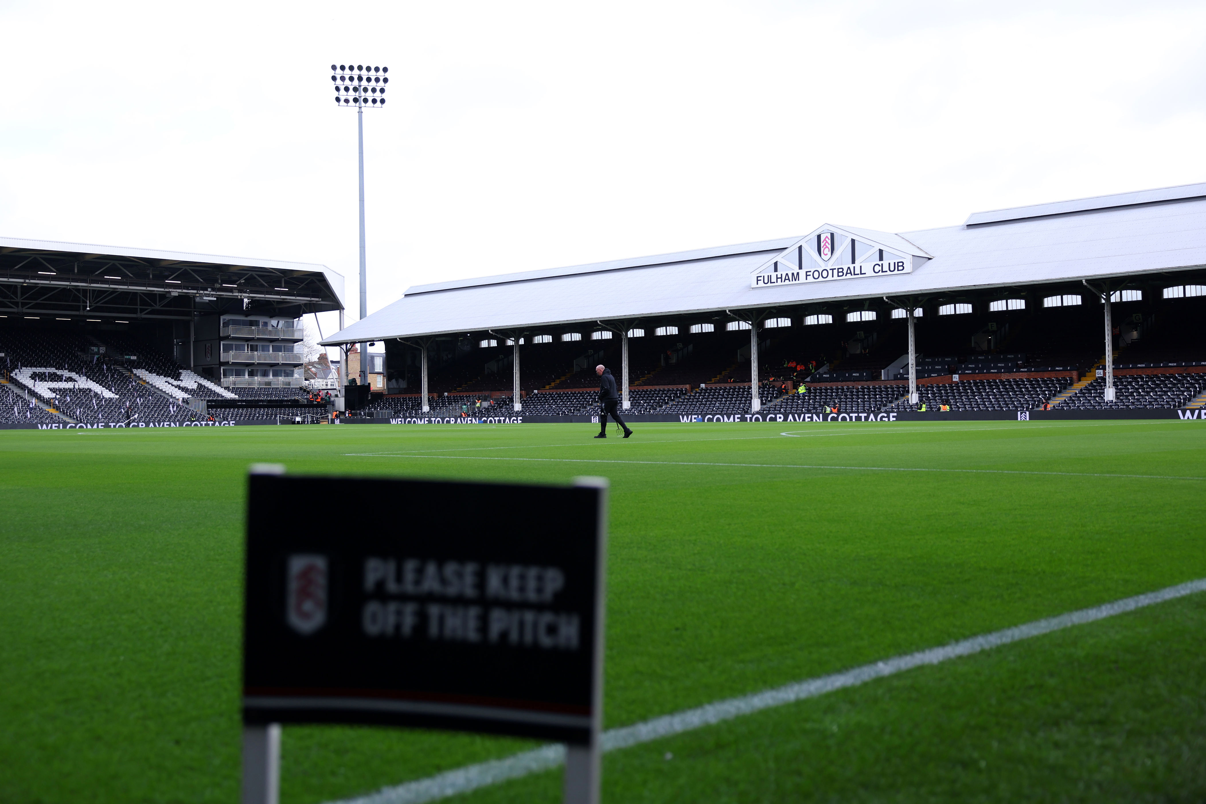 Leeds United's season ticket prices compared to Man Utd, Everton and other Premier League rivals