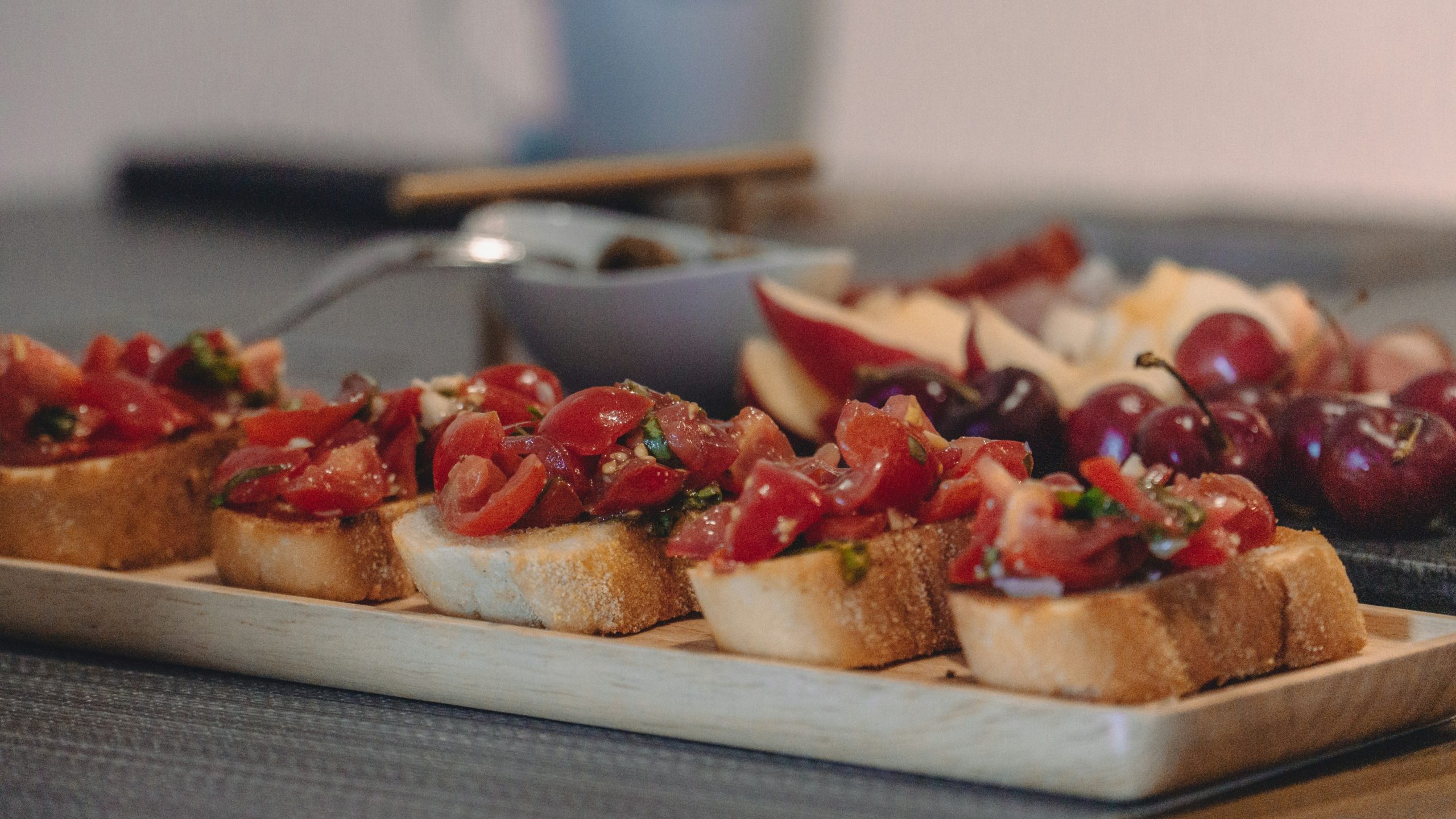 7 Appetizers That Flop Every Time—And 9 That Are Always a Hit