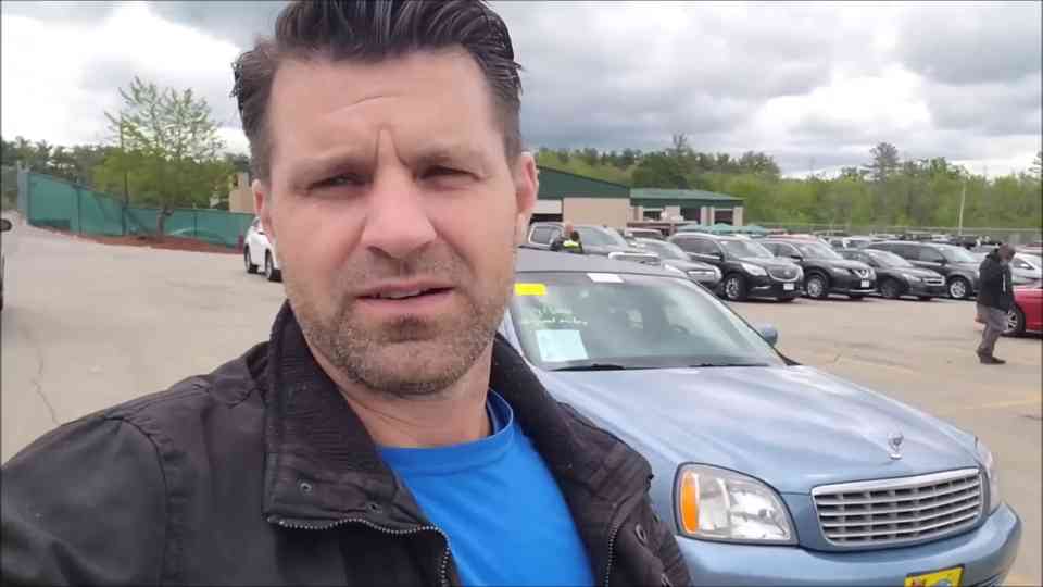 Bizarre Finds at a Dealer Auction - Inside Access