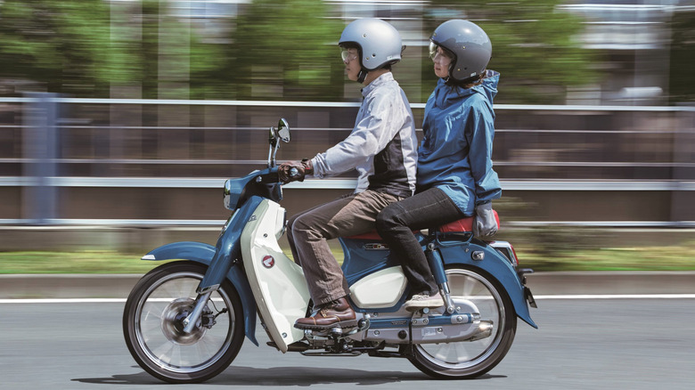 How Fast Is The Honda Super Cub C125? A Look At Its Top Speed