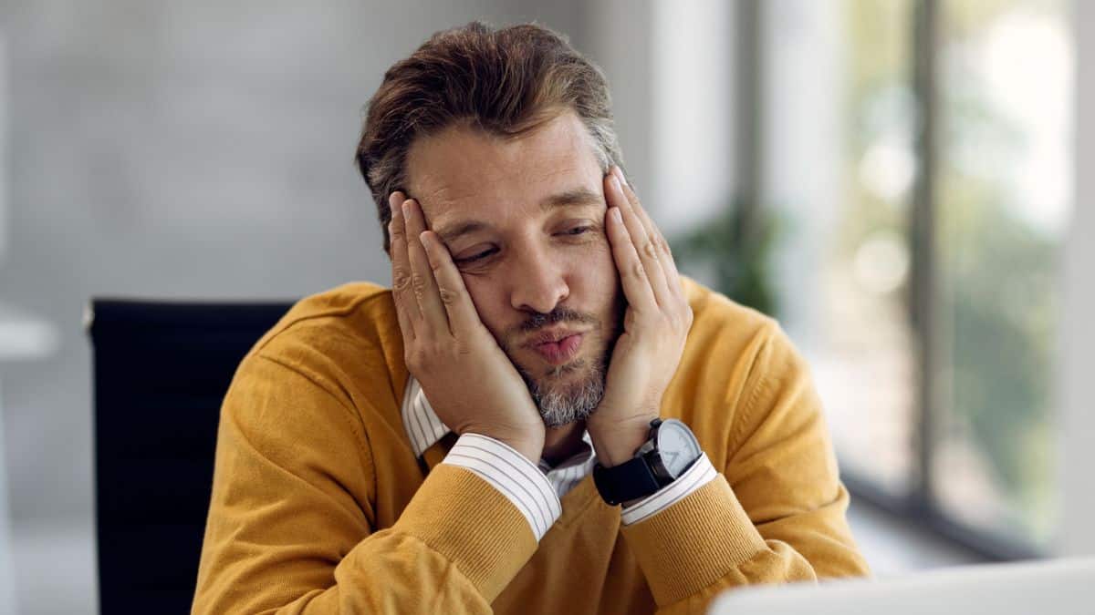 14 Rude Work Behaviors Derailing Your Career's Future