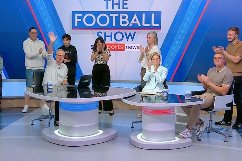 Sky Sports news presenter Rob Wotton has tearful farewell on final show