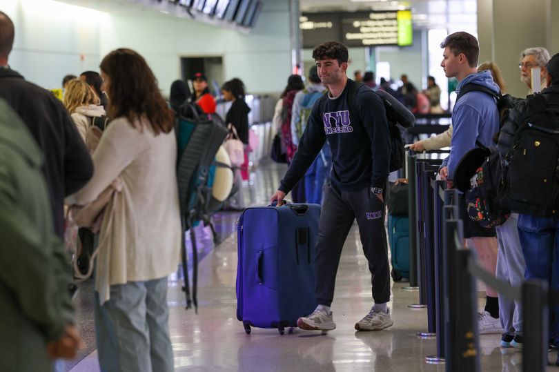 Thousands of Memorial Day weekend travelers stranded as FAA grounds flights