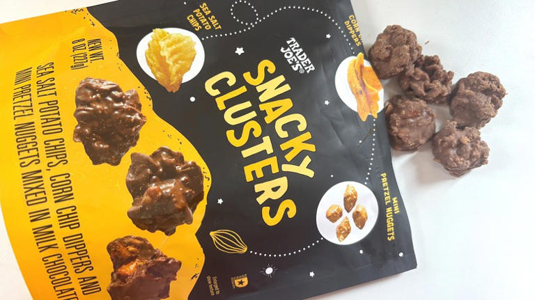 20 Best Trader Joe's Snacks For Your Summer Picnic