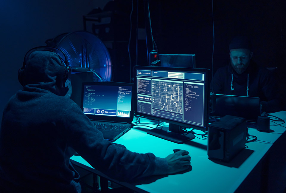 Ρώσος hacker δηλώνει ένοχος για επιθέσεις σε ενεργειακές υποδομές σε ...