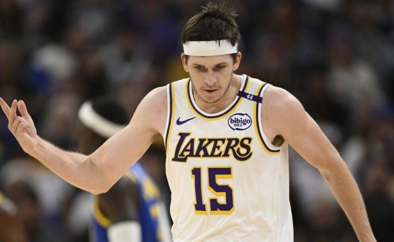 NBA: Lakers Face Austin Reaves Contract Dilemma Amid Giannis Trade Rumors