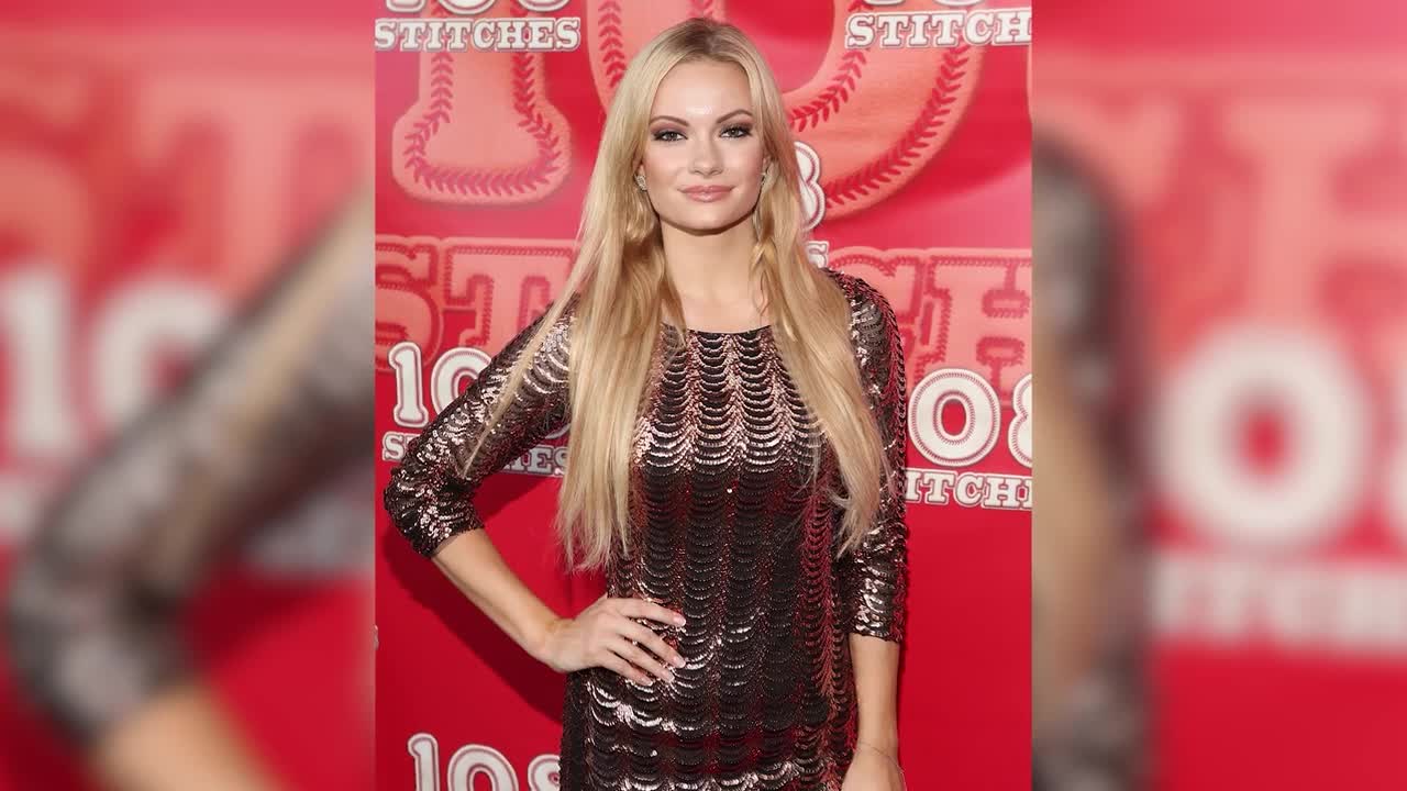 Photogenic Tricks Celebs Use In Every Picture