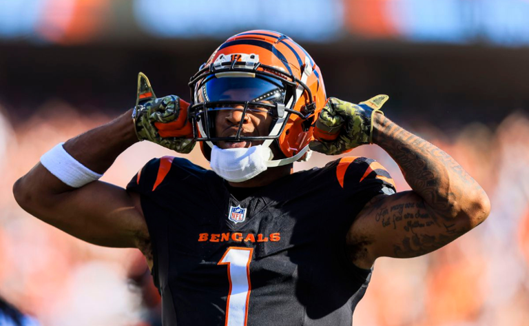 NFL: Bengals Ja'Marr Chase Wows With One-Handed Catch at Practice After ...