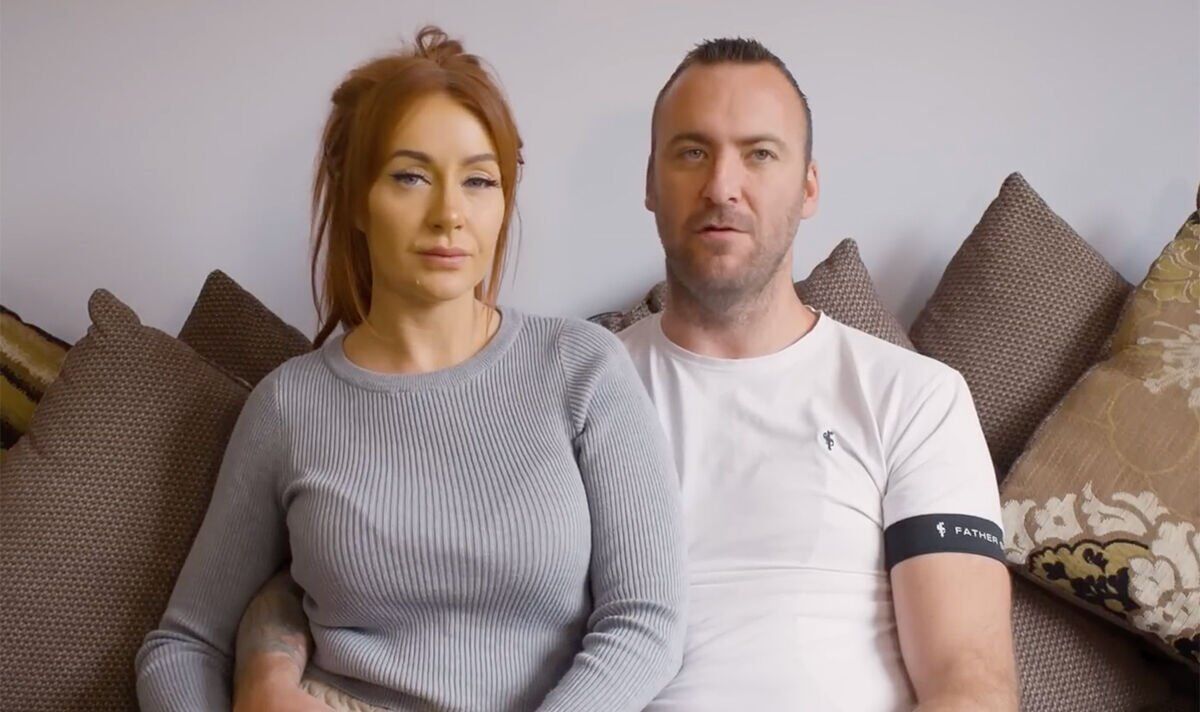 Koppel (met 4 kinderen) laat elkaar met anderen het bed delen: "Relatie is beter dan ooit tevoren"