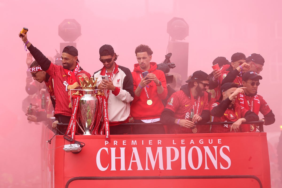 Liverpool title parade LIVE: Latest updates as Reds celebrate winning ...