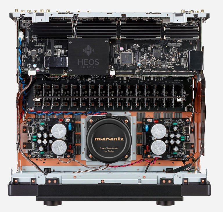 Marantz AV20, pré-ampli 13.4, 8K, Dirac Live, multiroom Heos, Auro 3D…