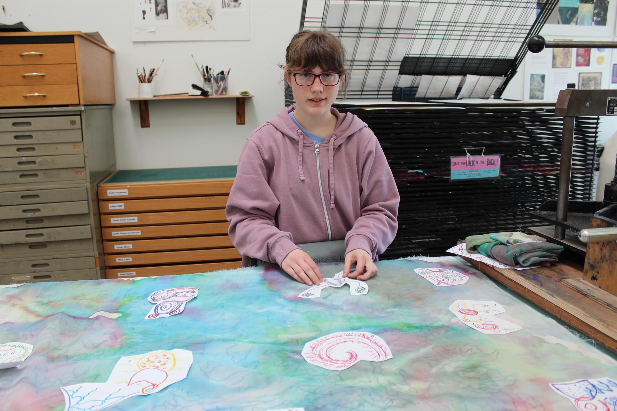 Forth Valley students prepare to show off art work in End of Year ...