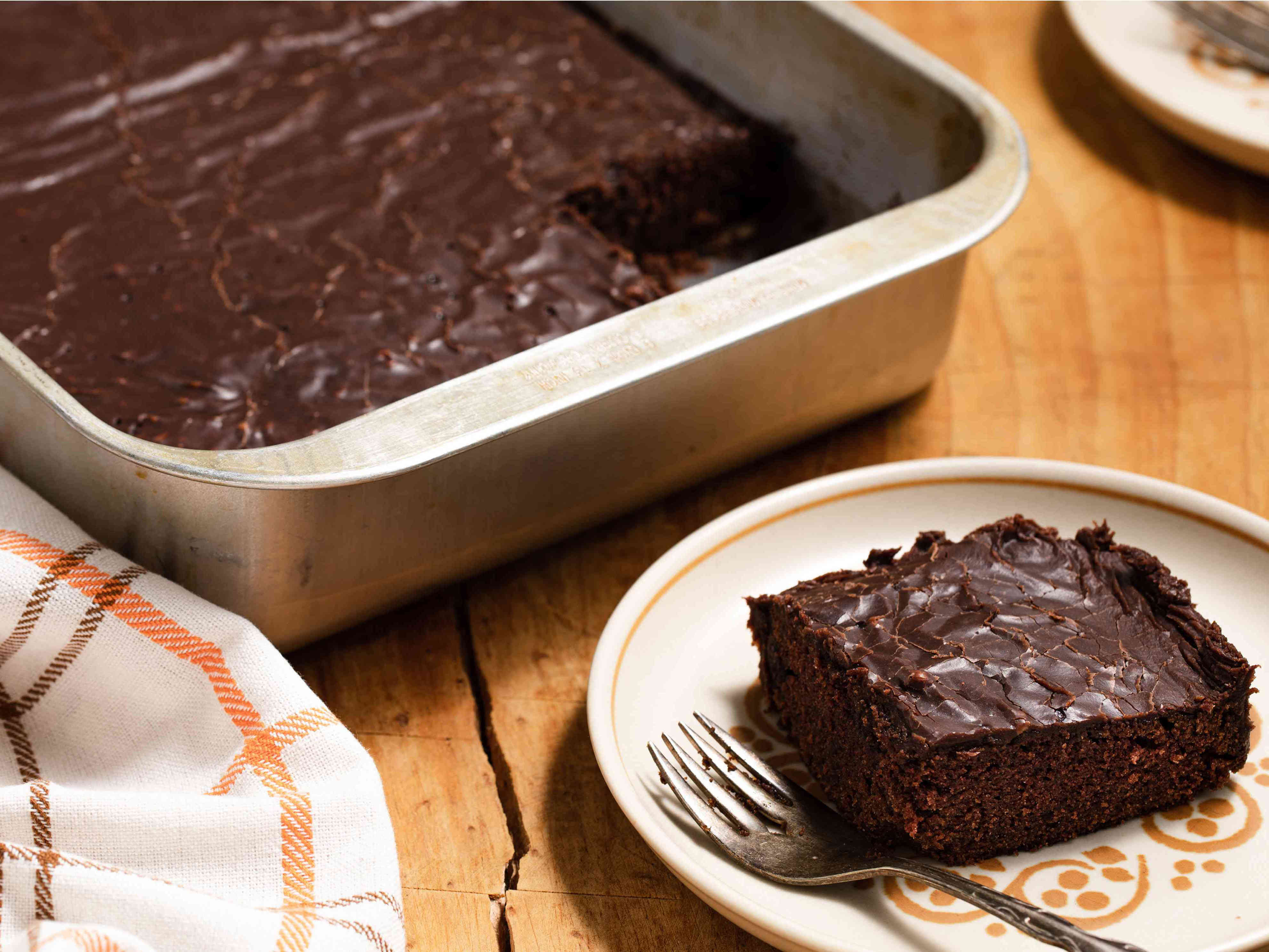 I Tried the Reddit-Famous 100-Year-Old Chocolate Cake—and It's Worth ...