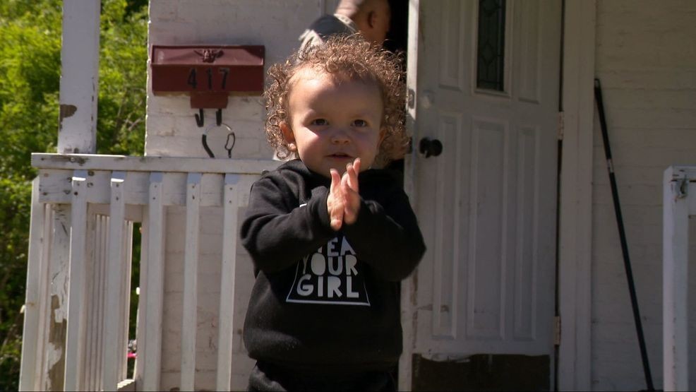 Toddler saved by quick-thinking Greater Cincinnati officers after ...