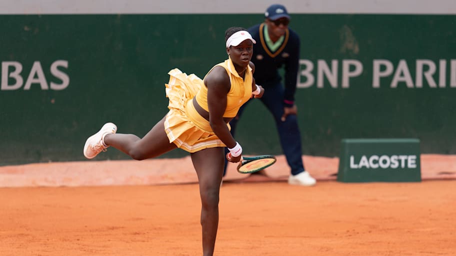 Victoria Mboko Stuns in Gold Wilson Kit at Roland Garros Debut
