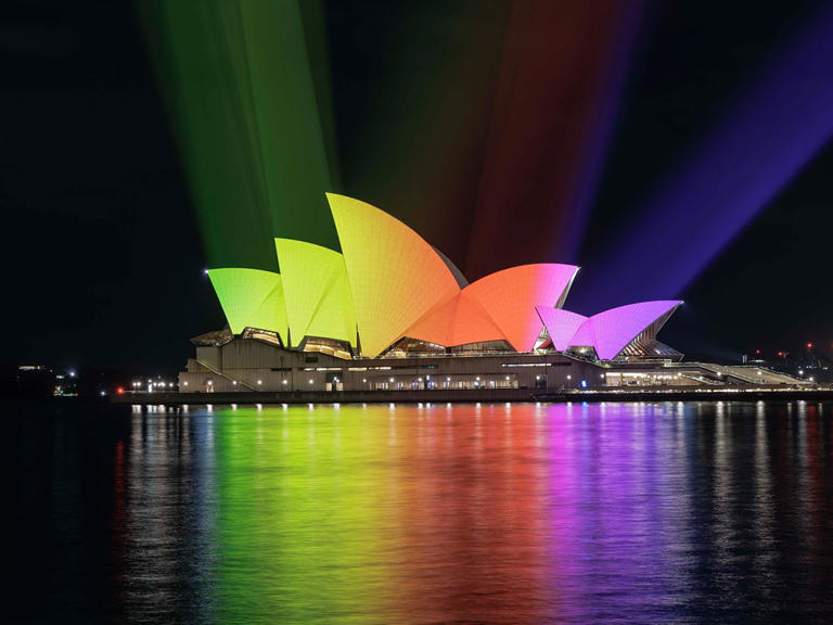 Vivid Sydney 2025: Light Walks, Food, and Music Events Detailed